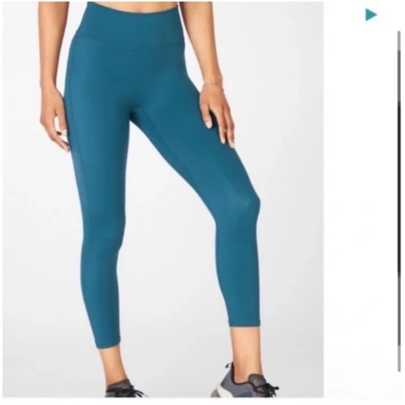 Pants & Jumpsuits | Teal Workout Capri Leggings | Poshmark